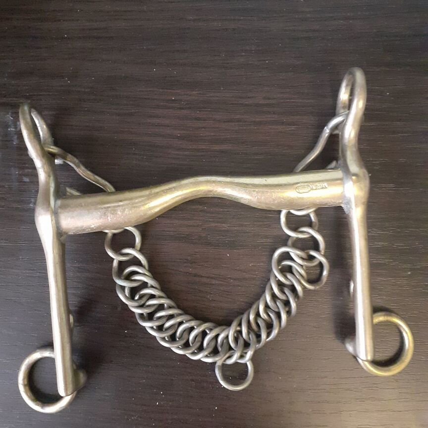 Мундштук для лошади