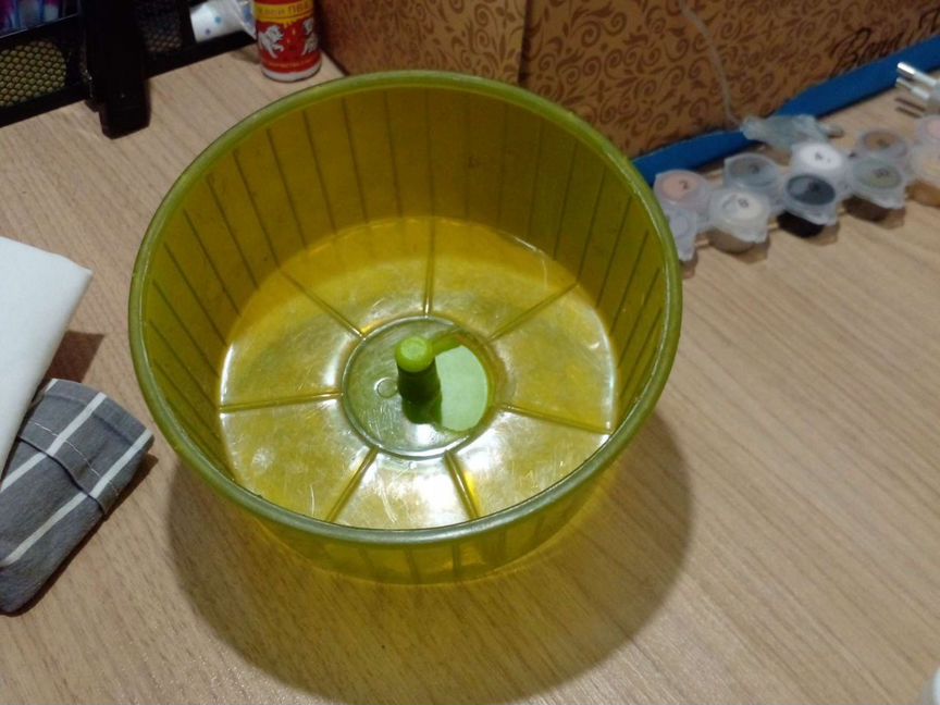 Колесо для хомяка и миска с держателем