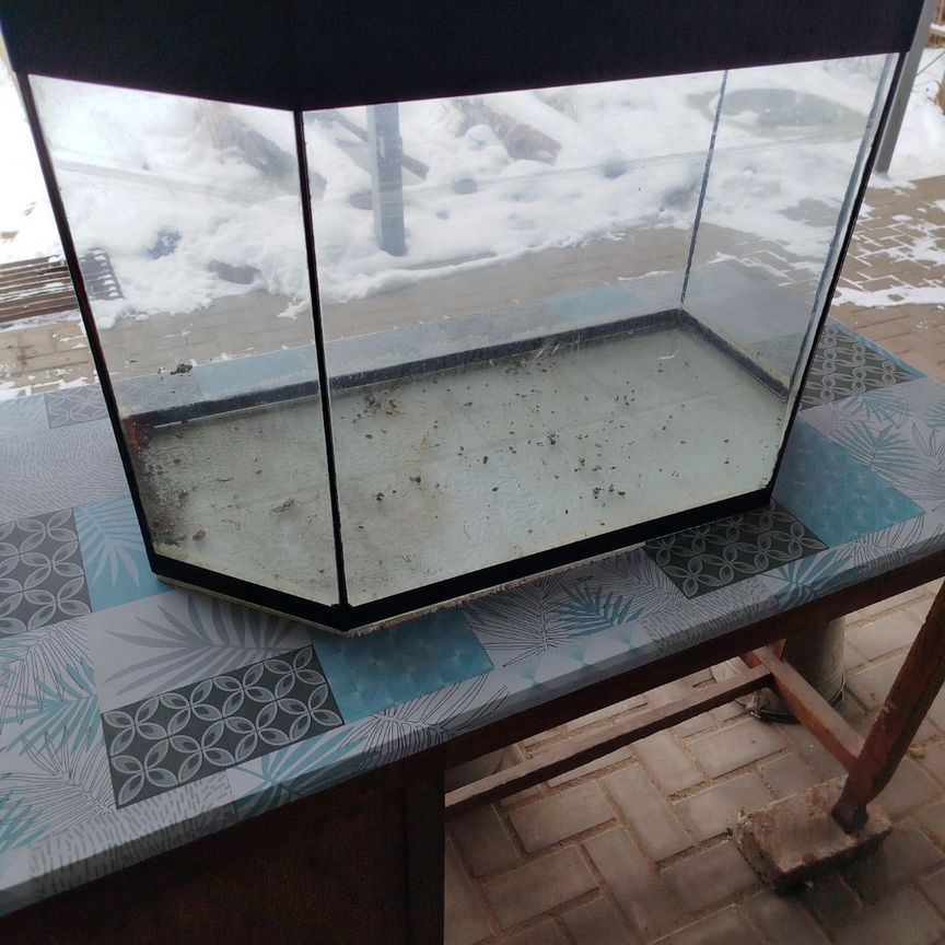 Аквариум с тумбой 140 л