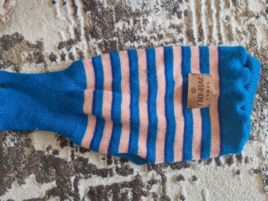 Кофта для маленькой собачки