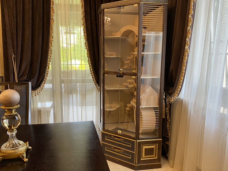 Витрина для шиншилл из дуба "Орех-VIP" Каменная