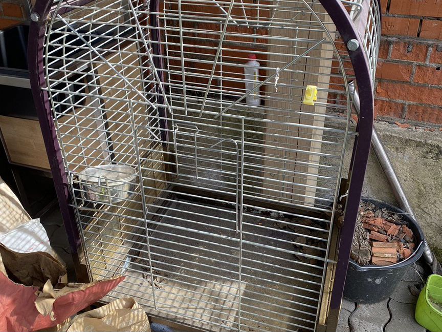 Клетка для попугая большая, для крупных птиц