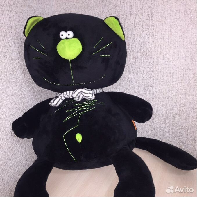 Кот. Рост 45 см примерно