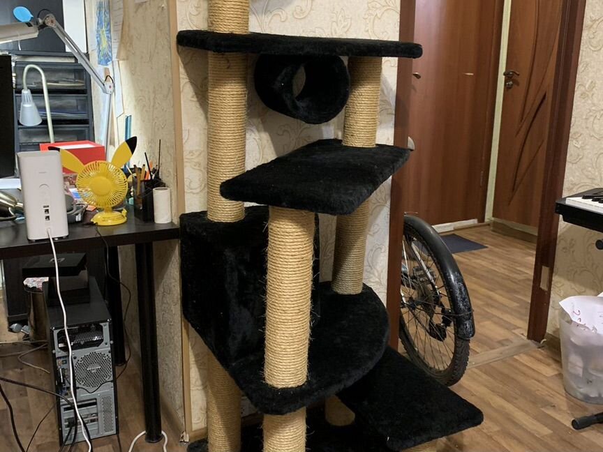 Домик когтеточка для кошек черный большой