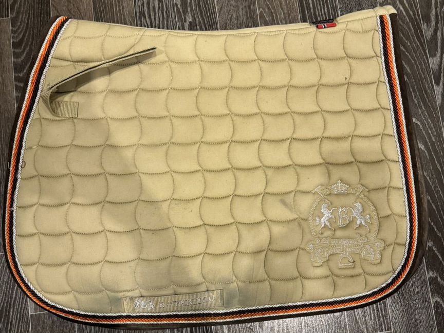 Вальтрап для лошади конкурный