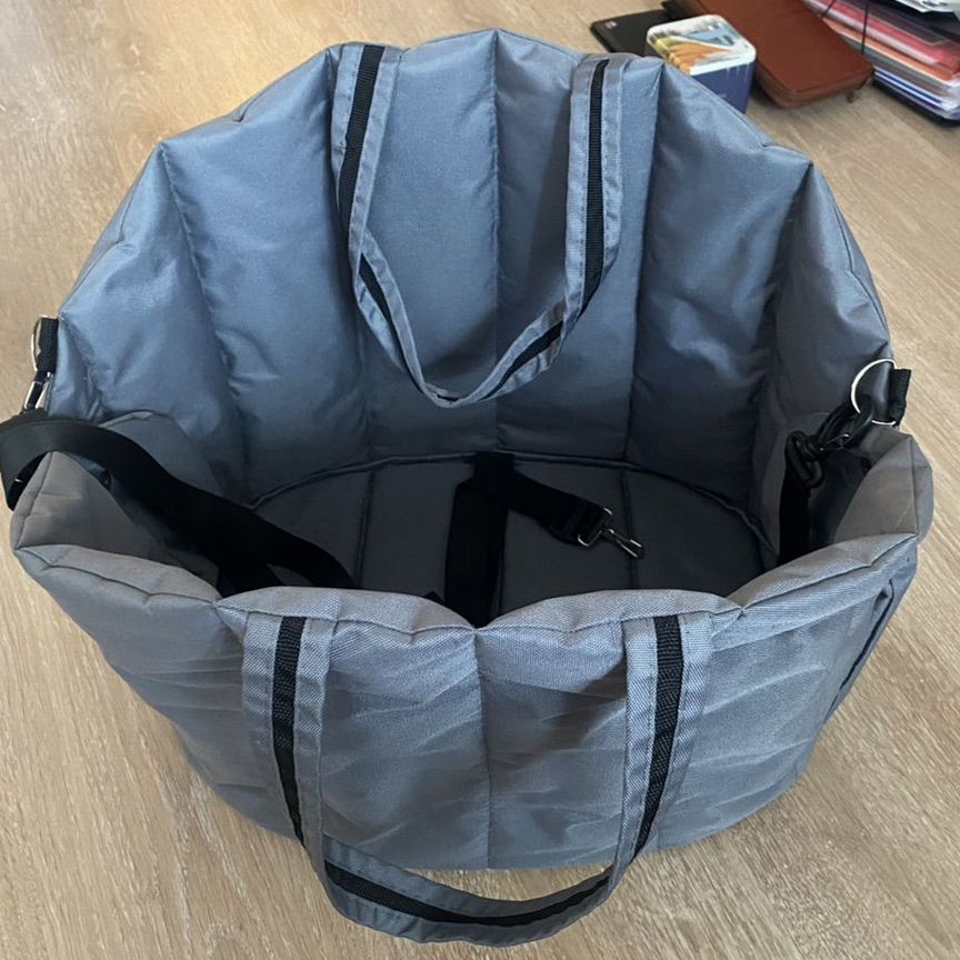 Переноска для авто животных