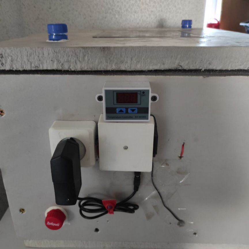 Продам самодельный инкубатор