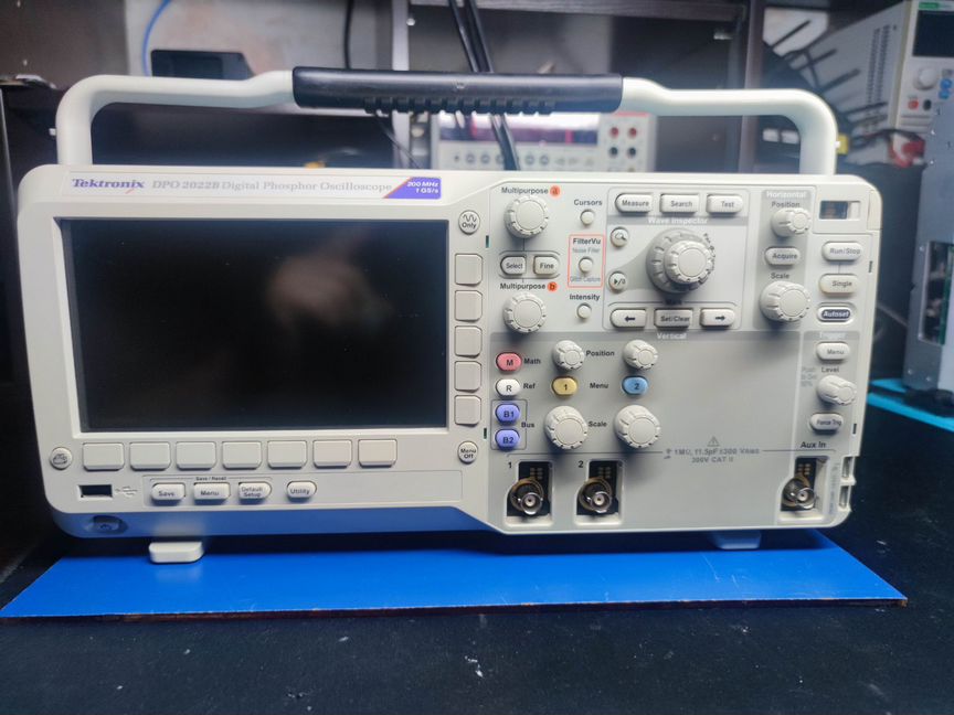 Осциллограф Tektronix DPO 2022B +опции