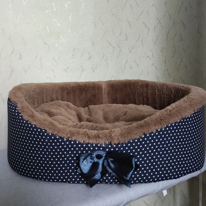 Лежанка для кошек и собак