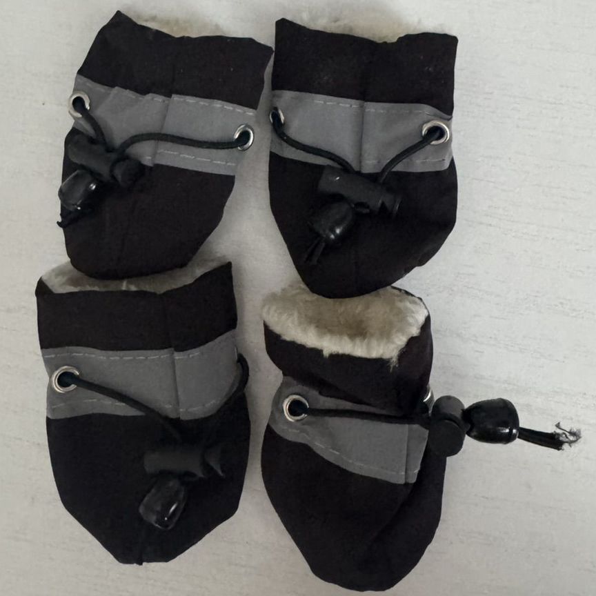 Обувь для собак новая