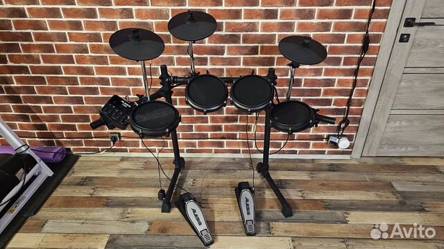 Барабанная установка Alesis (электронная) купить в Моздоке | Хобби и ...