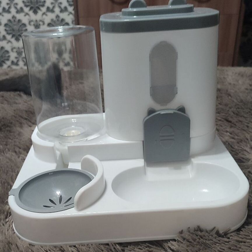 Кормушка для кошек