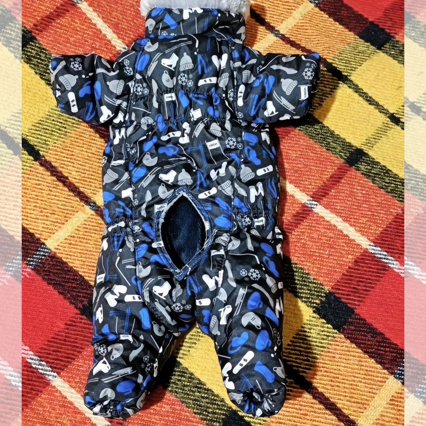 Комбинезон зимний для маленькой собаки