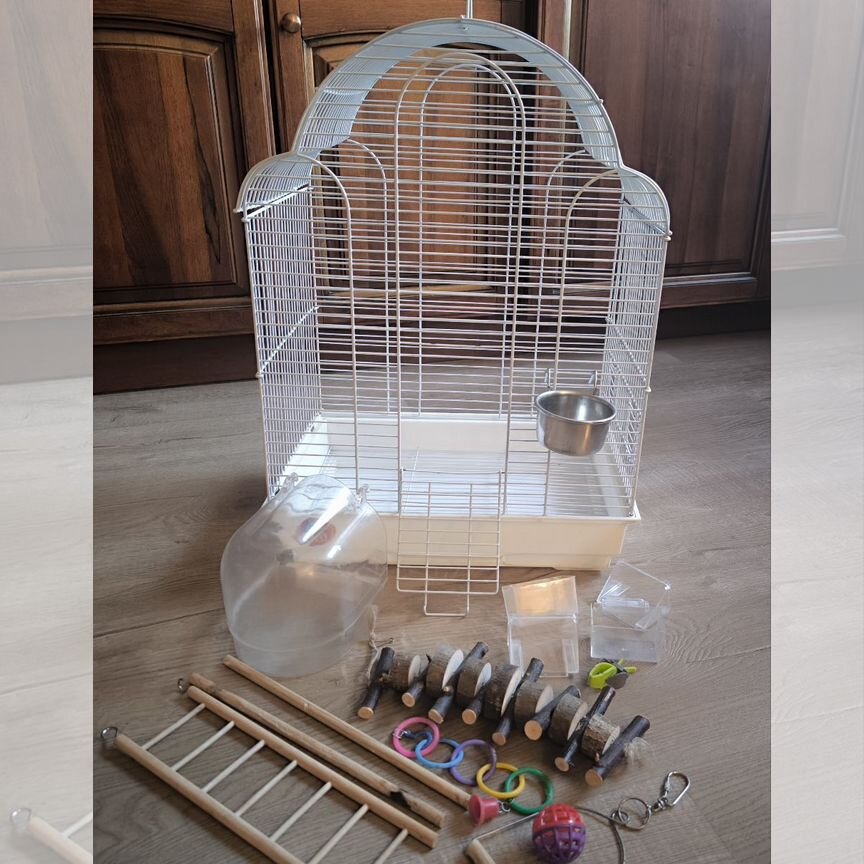 Клетка для попугая большая