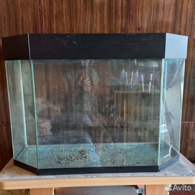 Аквариум+столик 150 л