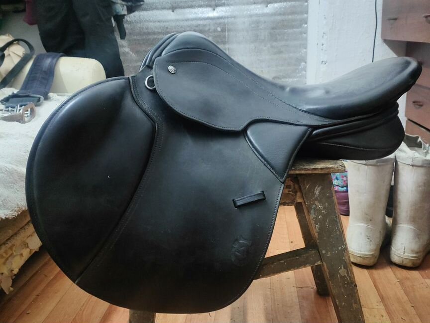 Седло конкурное в сборе