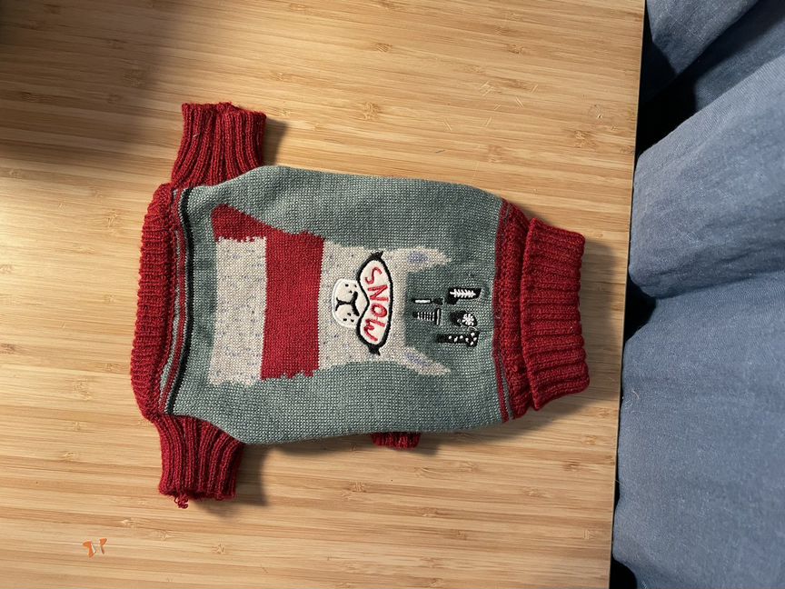 Свитер для маленьких собак