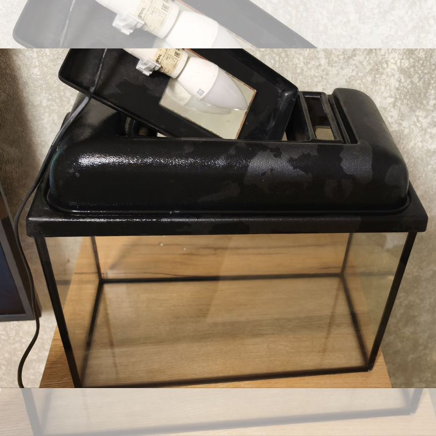 Аквариум с подсветкой