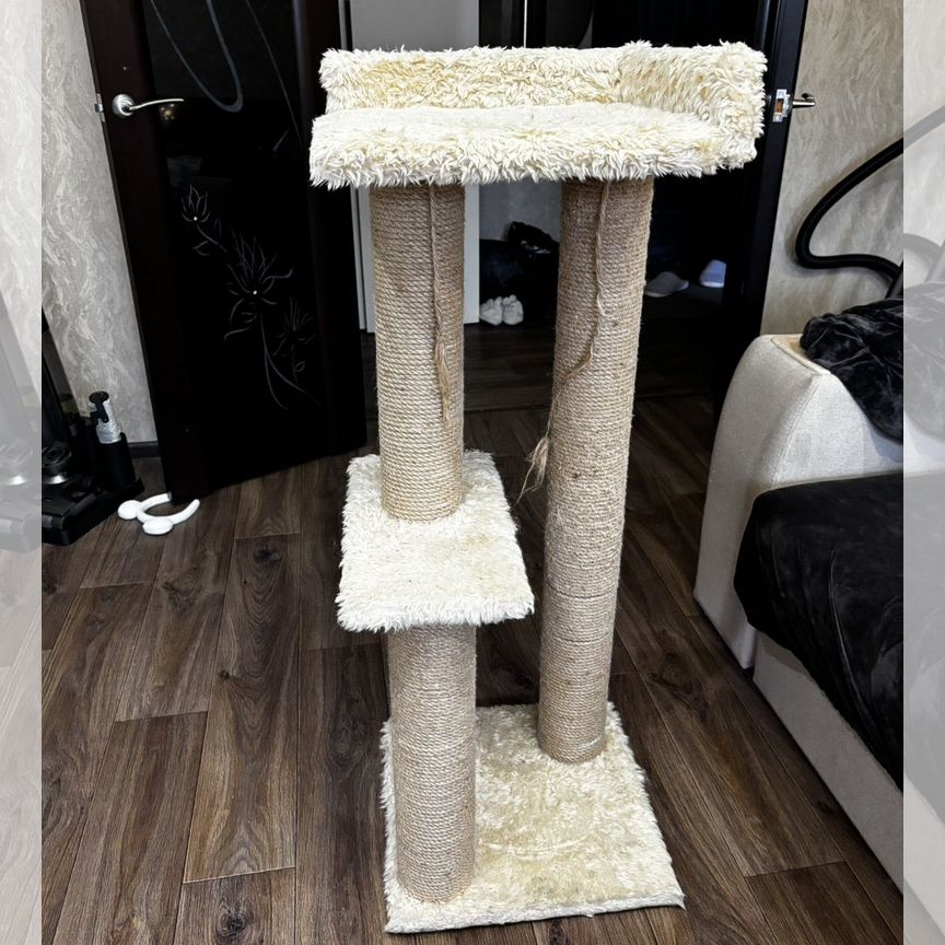 Когтеточка для кошек с лежанкой