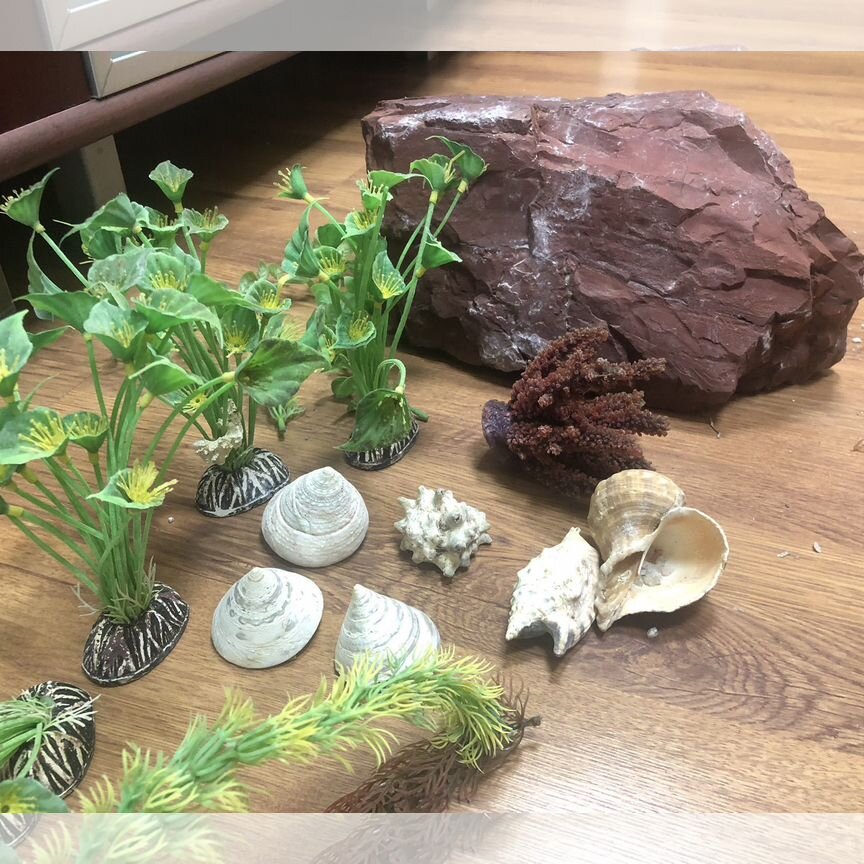 Камень и декорации для аквариума