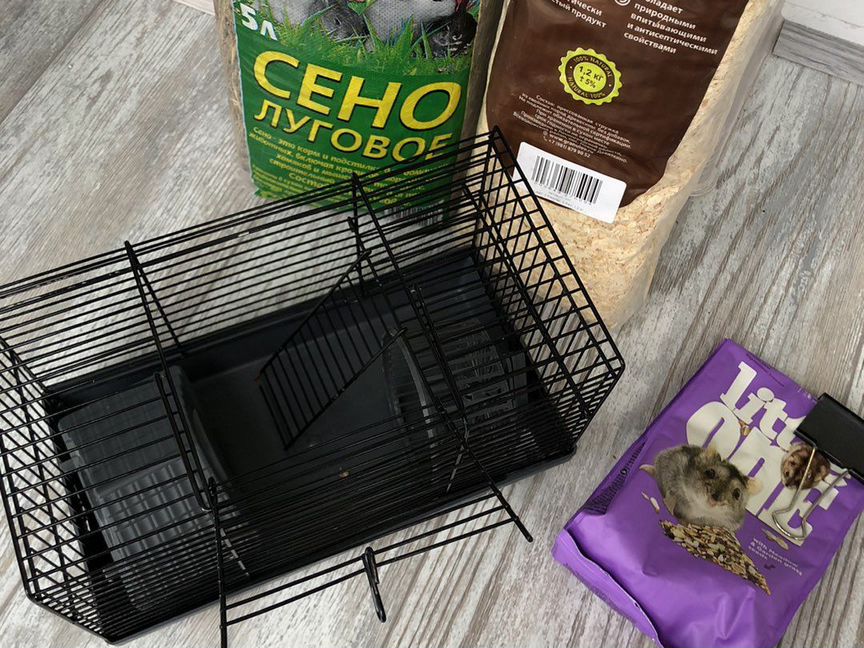 Клетка (переноска) для грызунов, наполнитель, корм