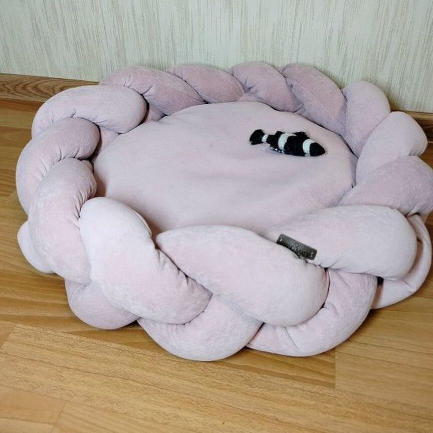 Лукошко для кошек и собак мелких пород