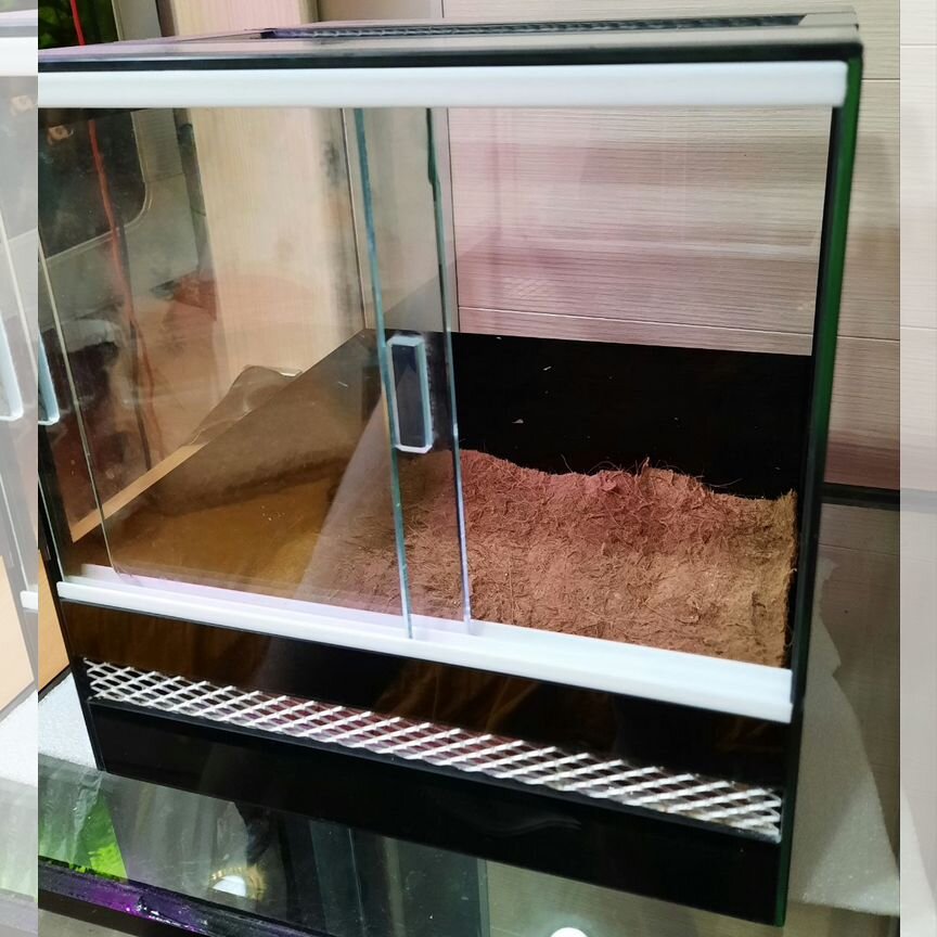 Террариум для змей ящериц улиток грызунов и т.д