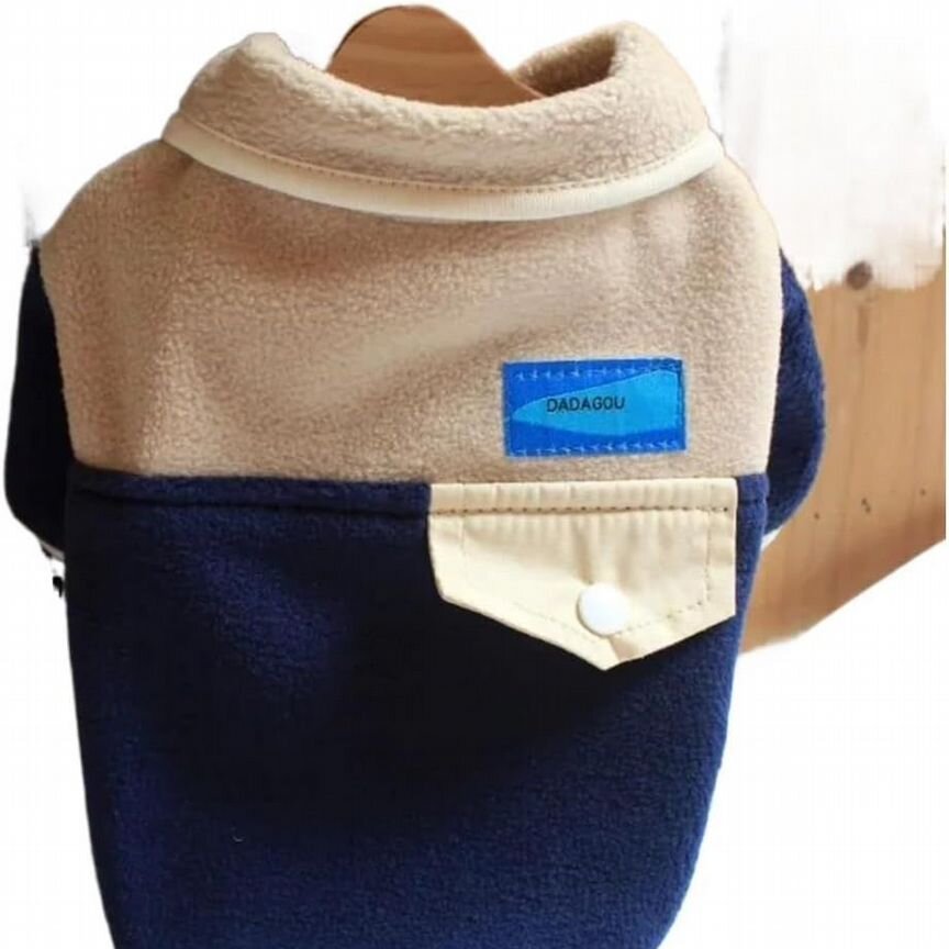 Новая флисовая куртка для маленькой собачки