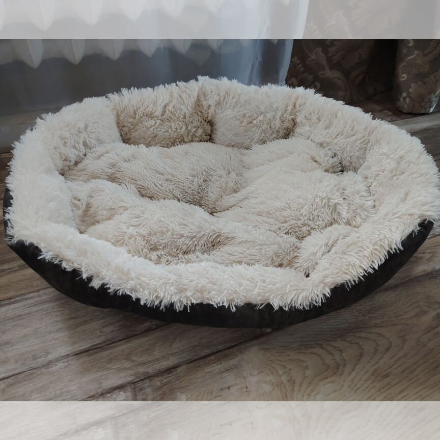 Лежанка для кошек