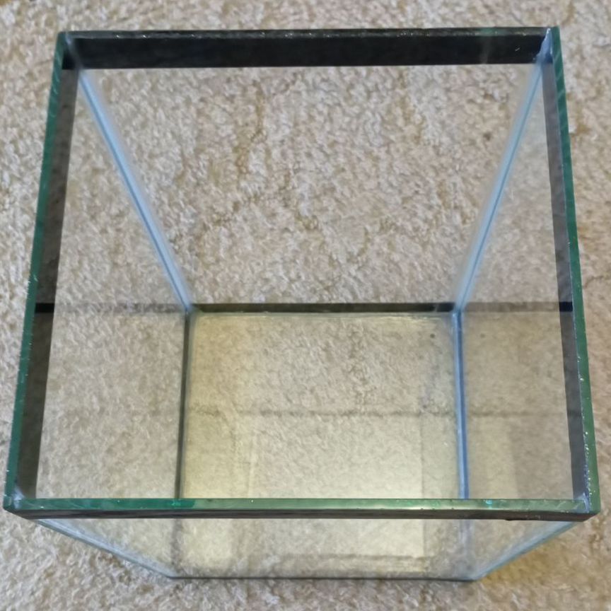 Маленький аквариум 12 литров