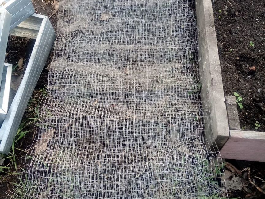 Сетка для изготовления клеток для перепелов