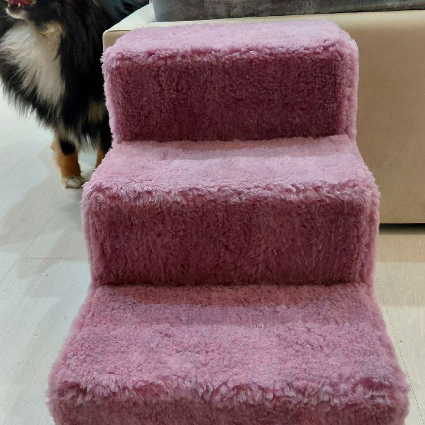 Прикроватная лестница для собачек и кошечек