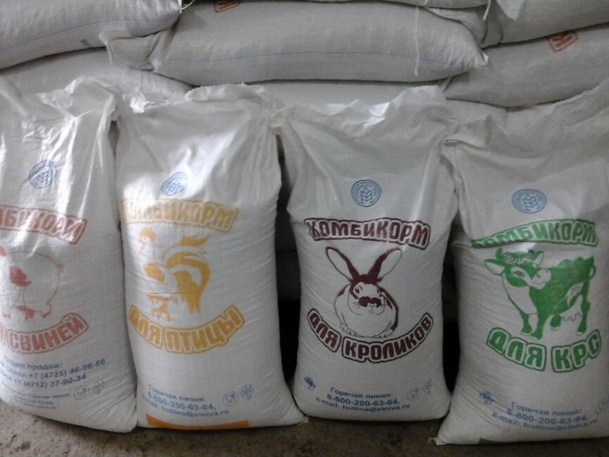 Корма для кур, кроликов, коров и свиней
