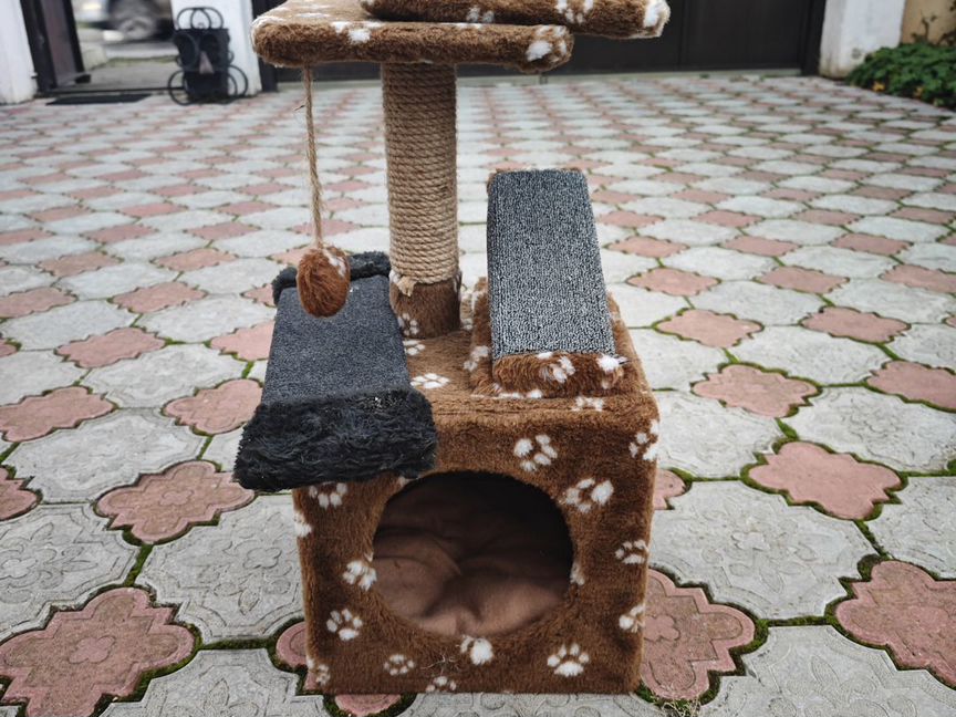 Домик для кота/кошки с когтеточкой и лежанкой