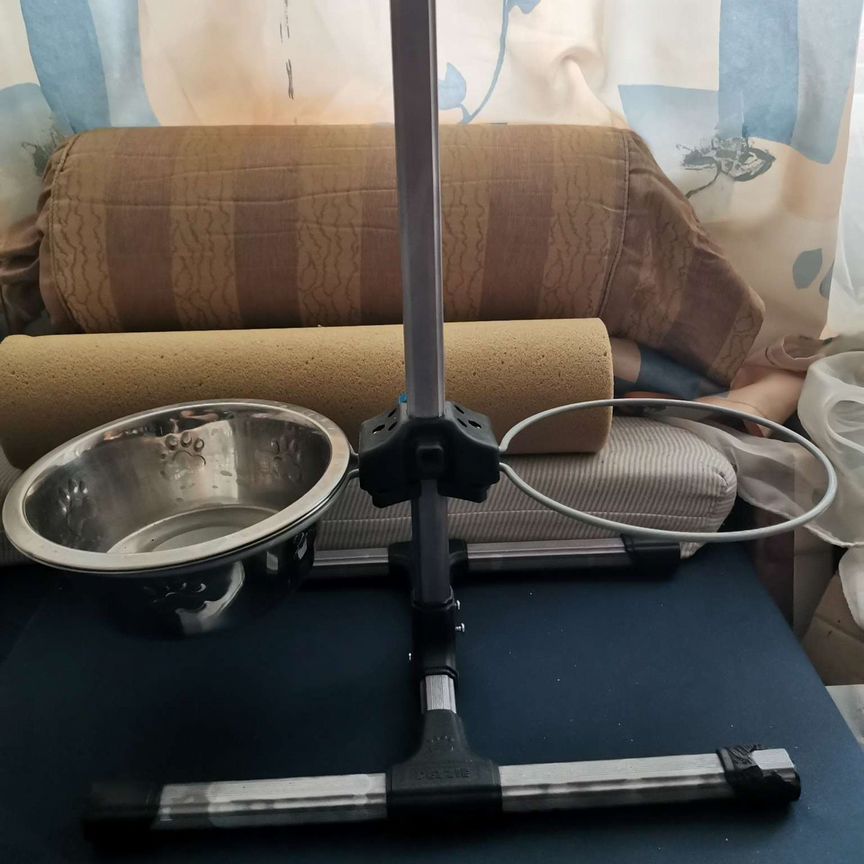 Стойка для 2х мисок