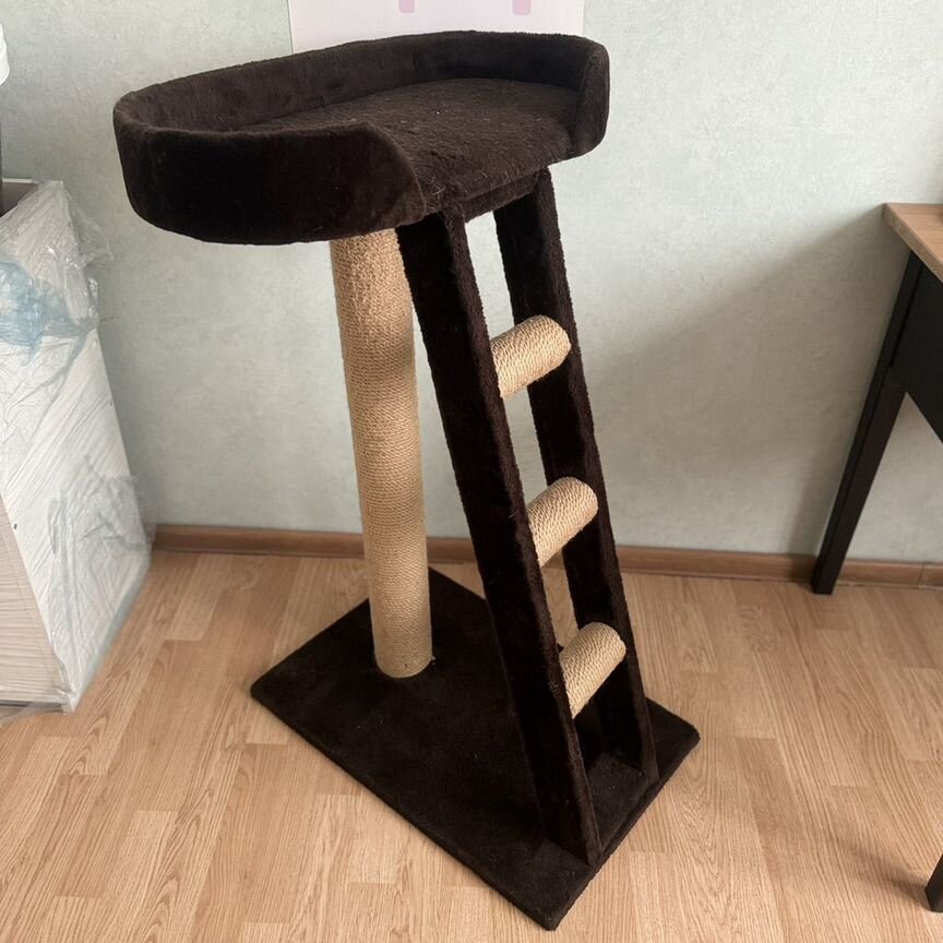 Когтеточка с лежанкой