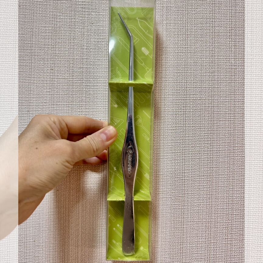 Пинцет новый