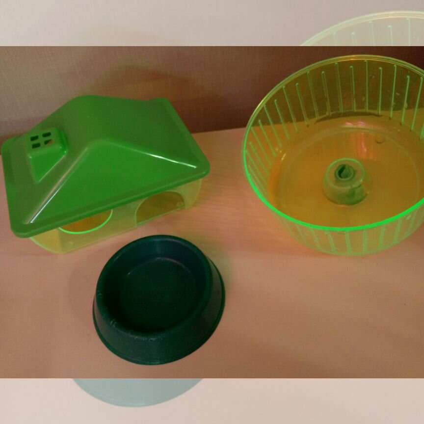 Вещи для хомячков