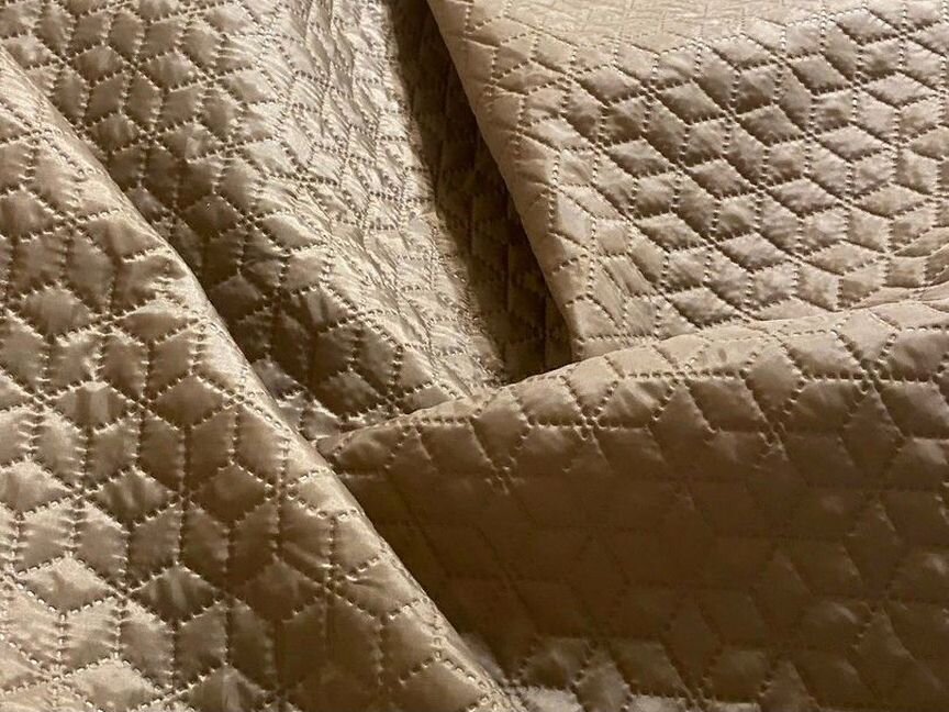 Непромокаемое покрывало "Песочного" цвета