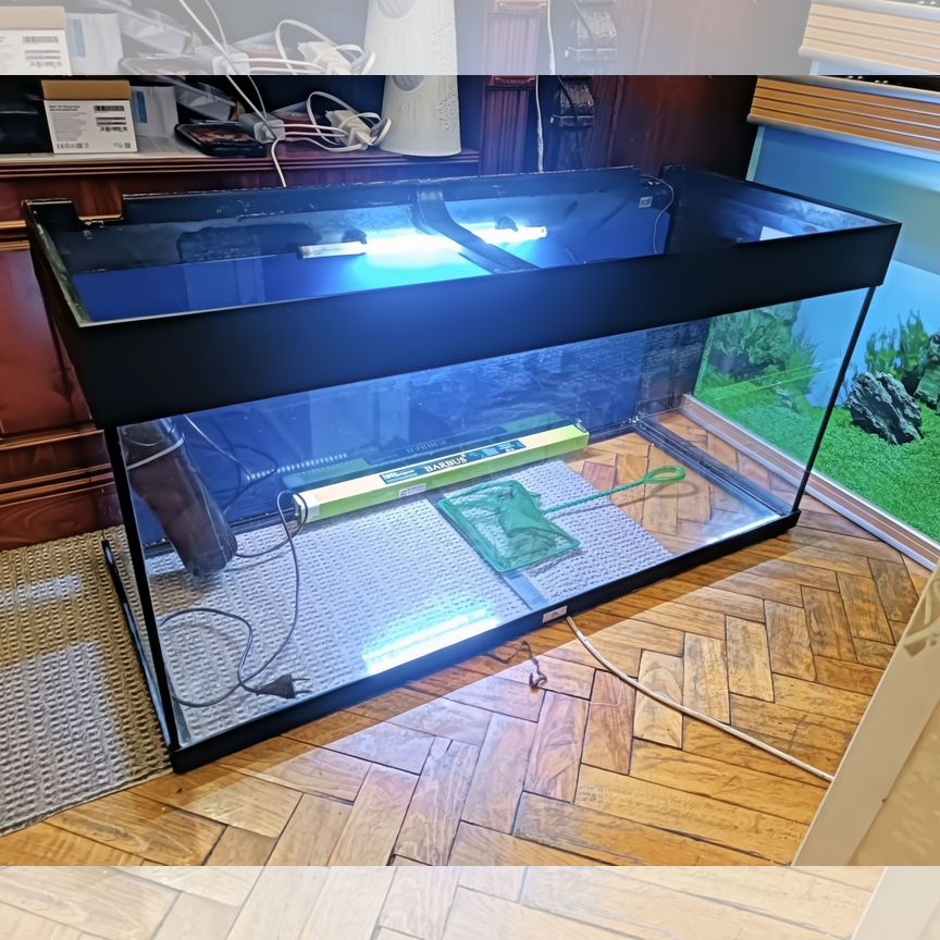 Аквариум juwel на 180 литров