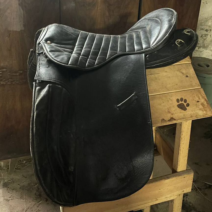 Седло для лошади прогулочное