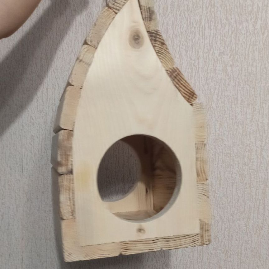 Кормушка скворечник