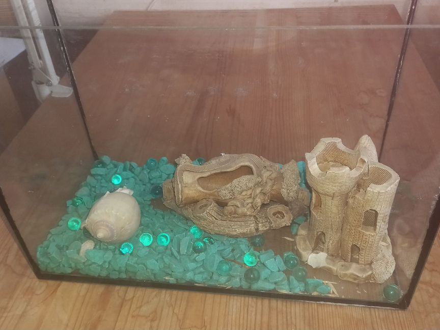 Аквариум с декором 10 л