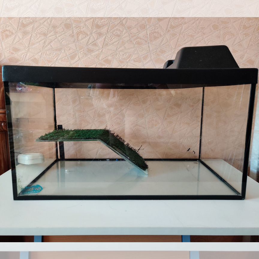 Аквариум, террариум, 50 литров