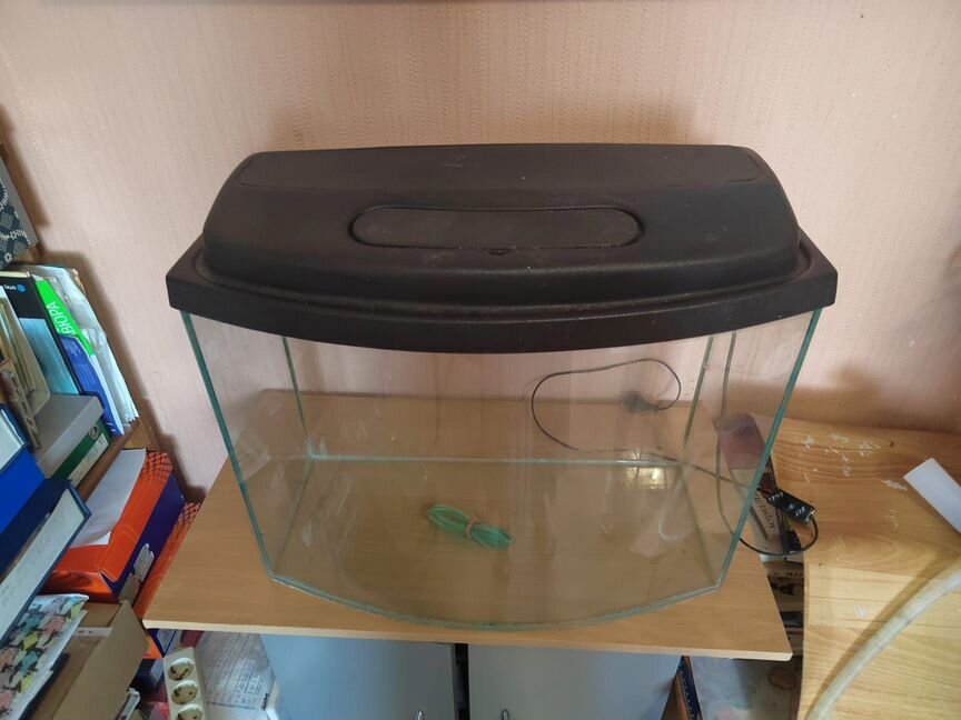 Аквариум и оборудование к нему