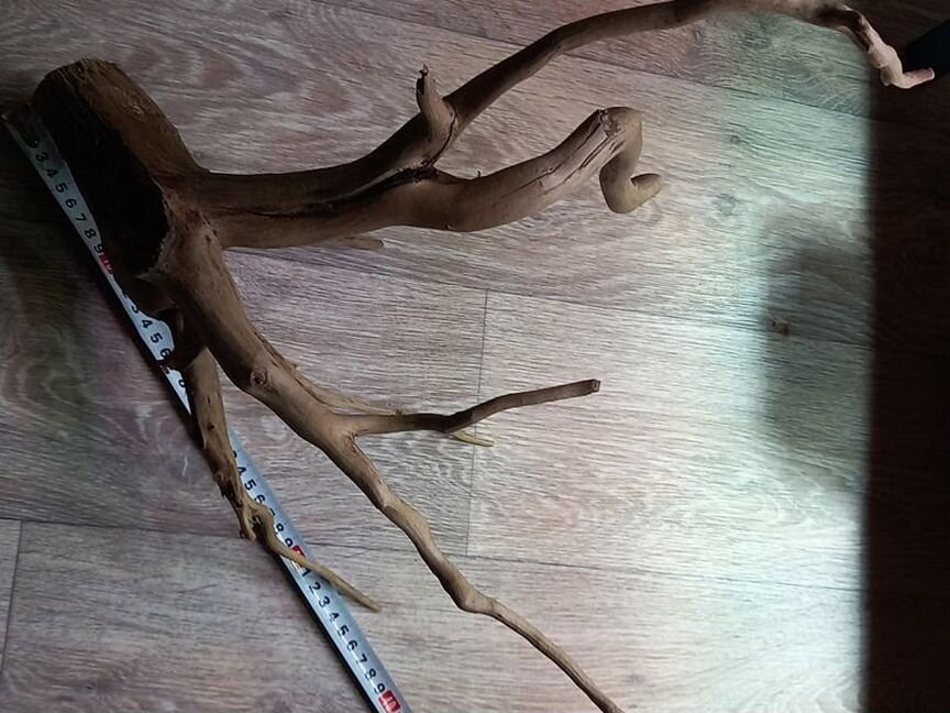 Коряга в аквариум