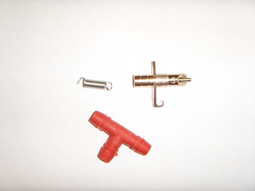 Ниппельная поилка для кроликов