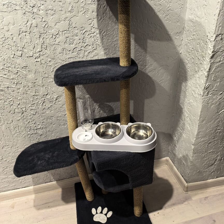 Кошкин дом, миска с поилкой