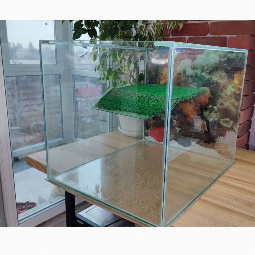 Аквариум. Аквариум для черепахи с горкой