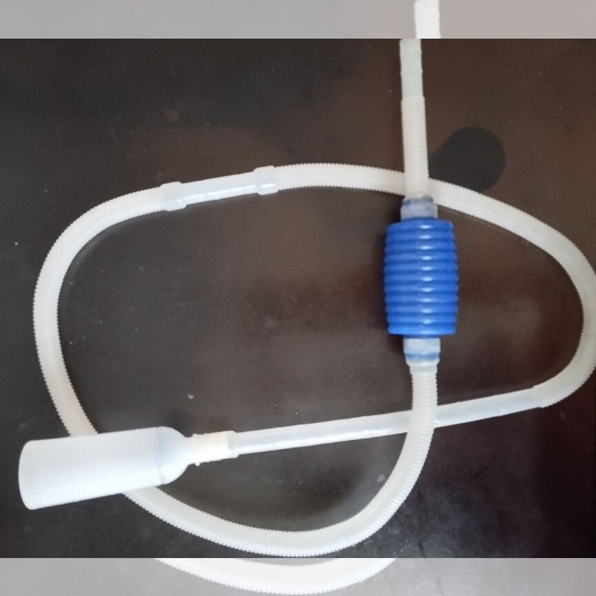 Сифон с помпой для очистки аквариума